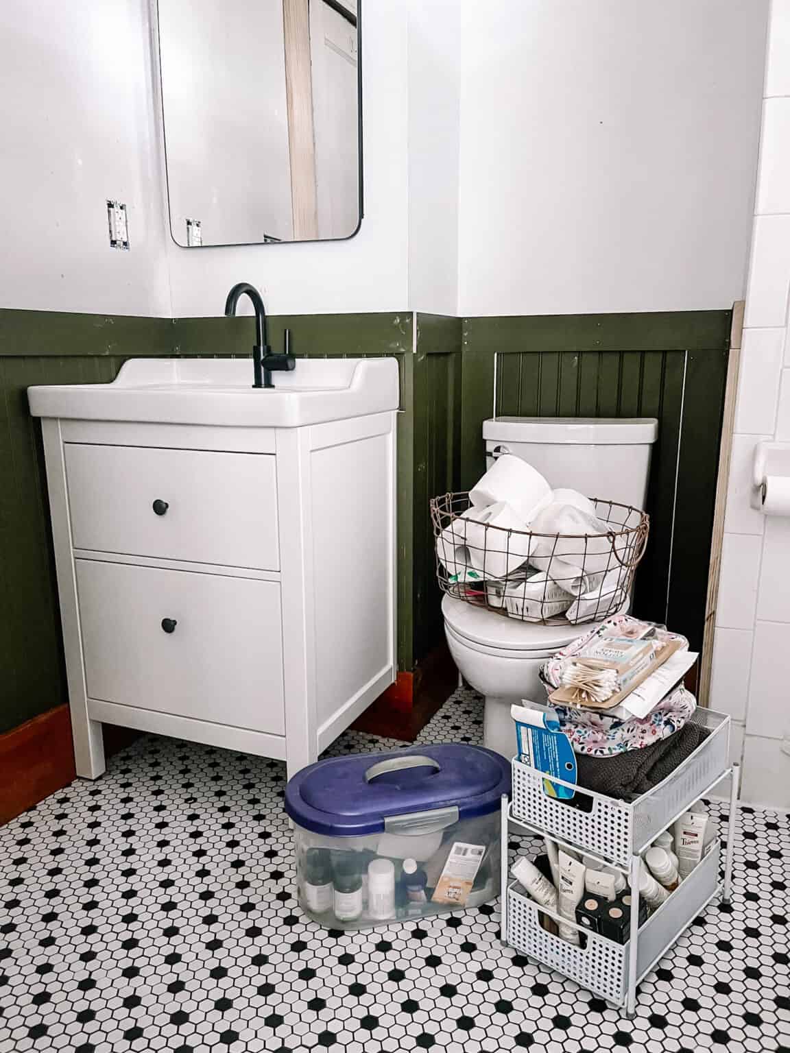 11 Easy Tips for a Bathroom Cleaning System